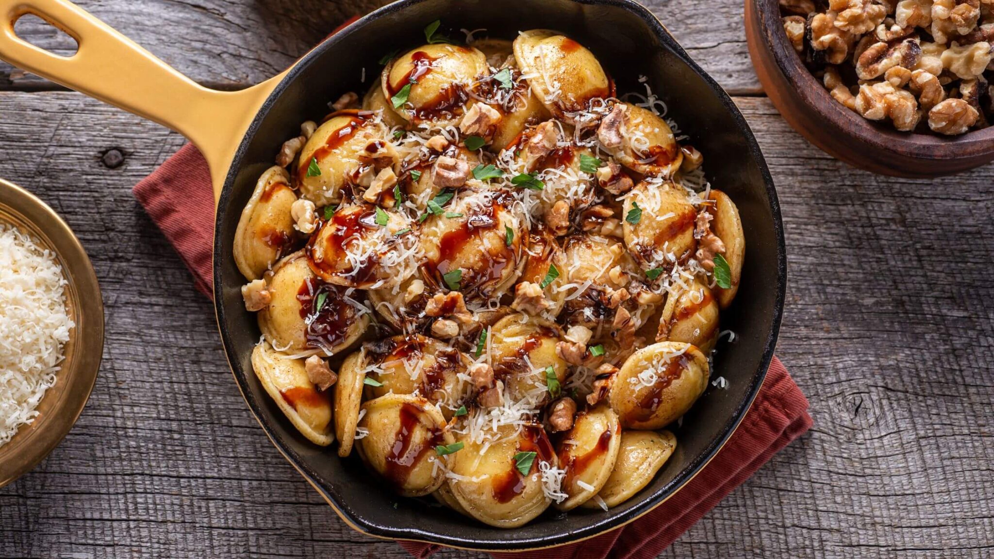 One-Pot Skillet Ravioli (The Ultimate Comfort Food for Busy Weeknights)